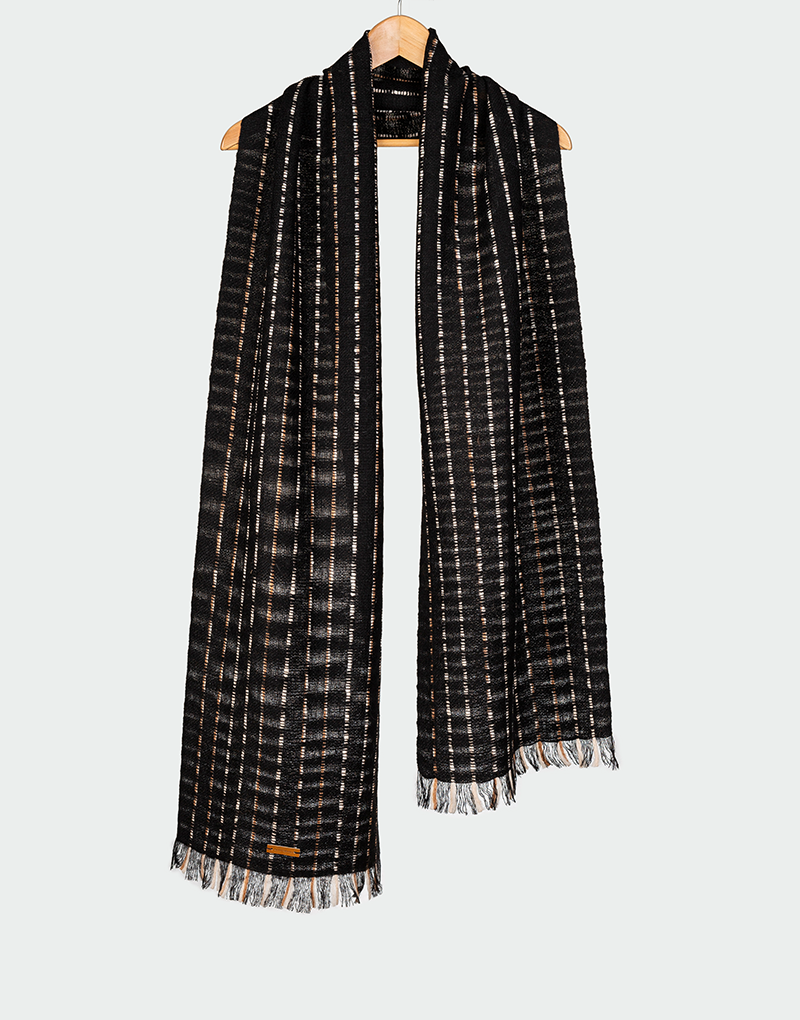 Peace Scarf – 89 % Alpaca & 11 % Polyamide con diseño rayado elegante
